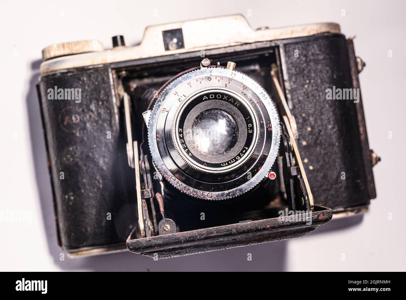 Tehatta, India. 08th Sep, 2021. Adox Golf 63 is a folding film camera ...