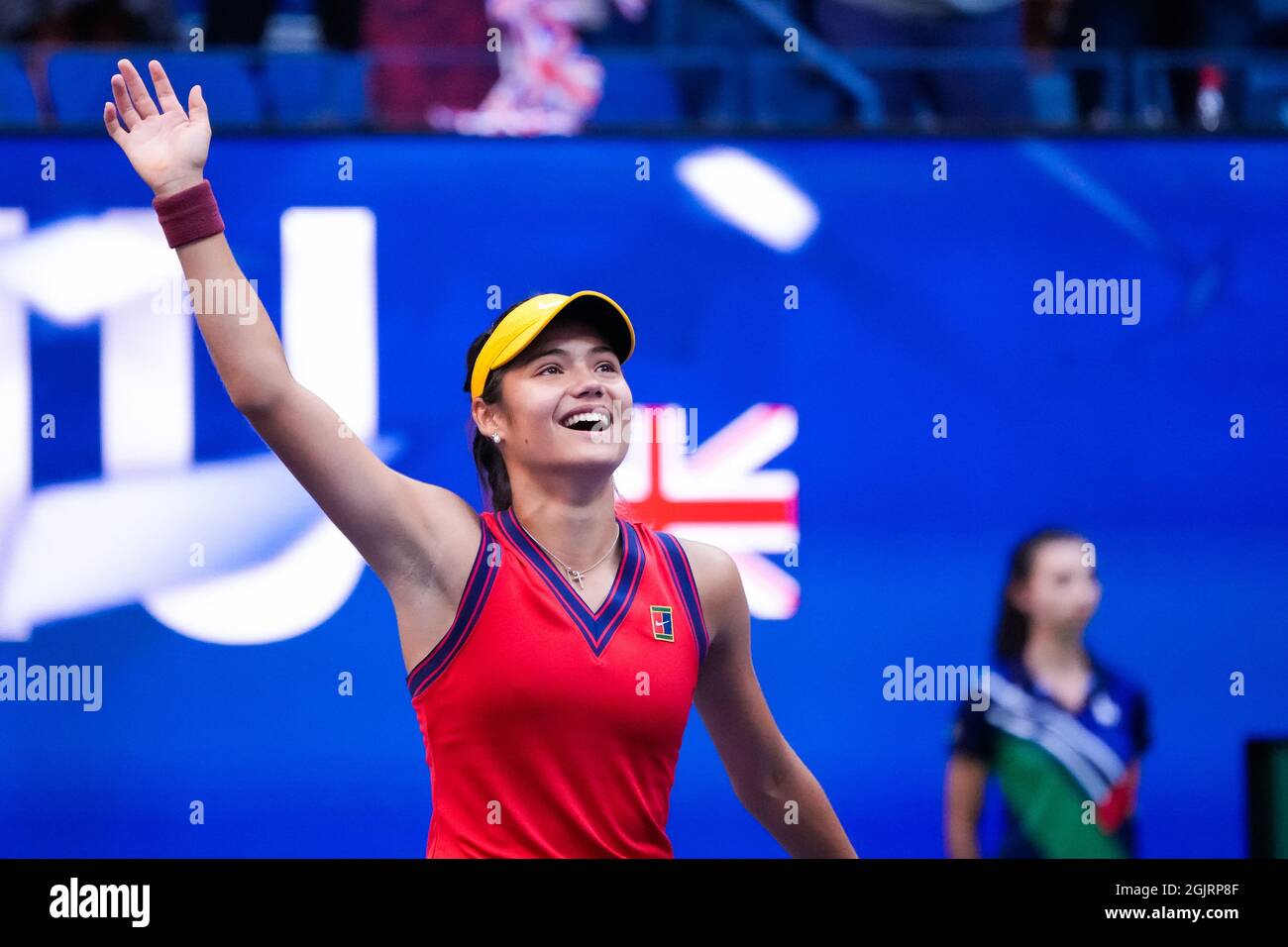 Emma raducanu us open 2021 hi-res stock photography and images - Alamy
