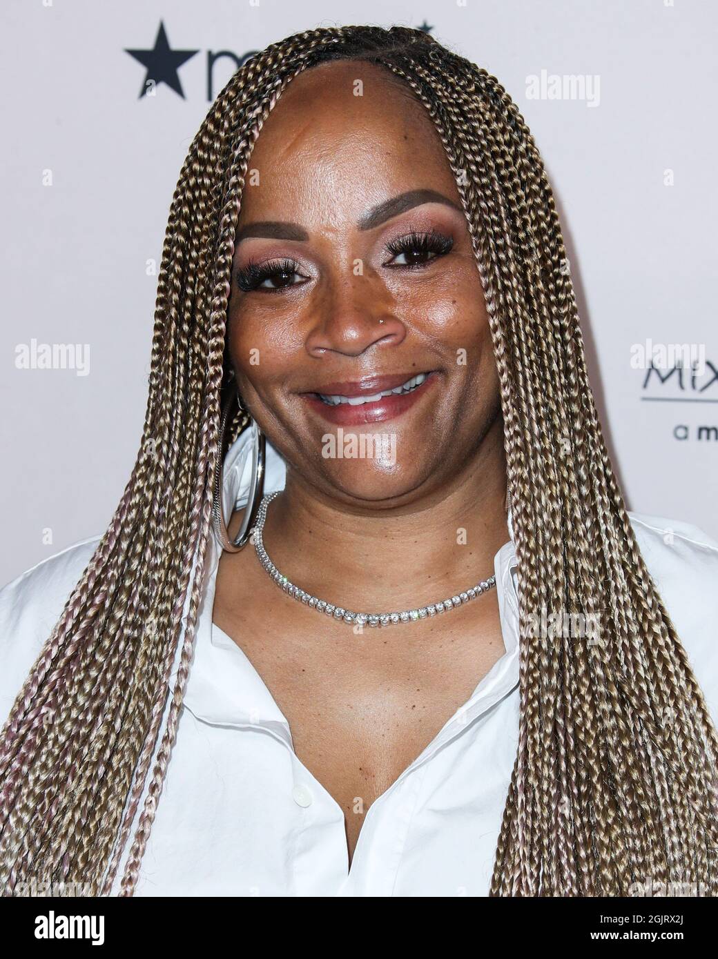 BEVERLY HILLS, LOS ANGELES, CALIFORNIA, USA - SEPTEMBER 11: Simone I ...