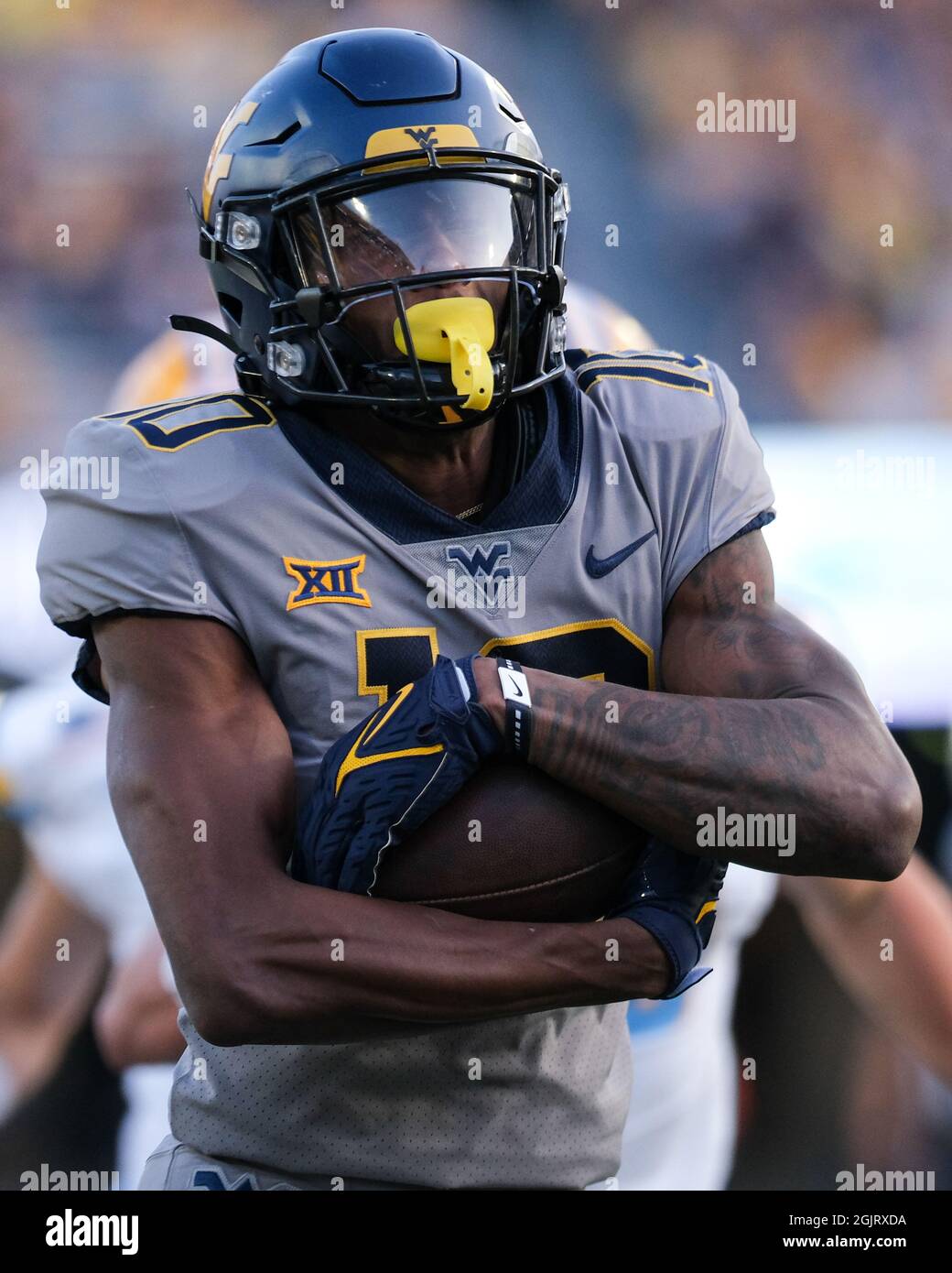 Mountaineer stadium hi-res stock photography and images - Alamy