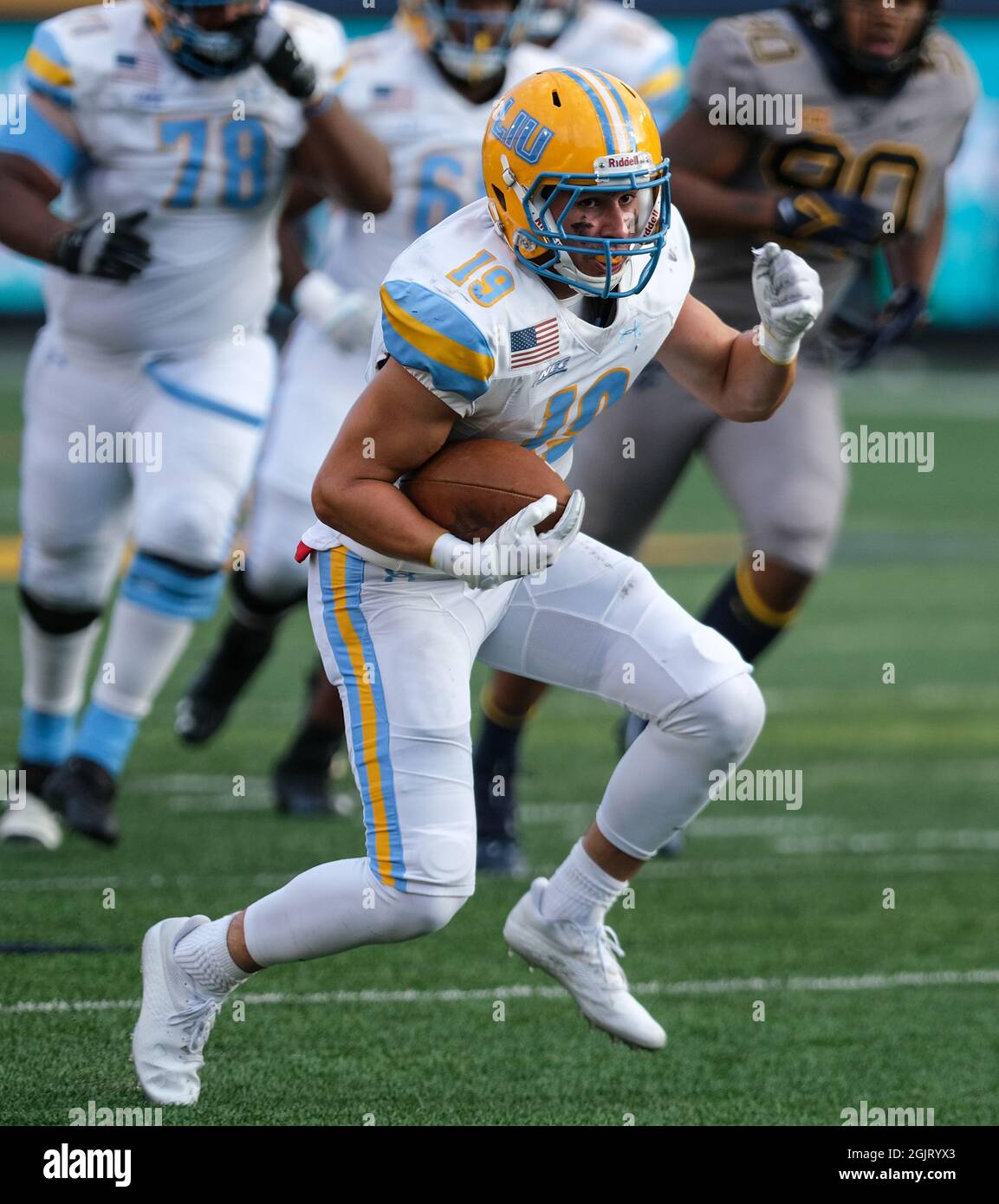 September 11, 2021: Long Island receiver Steven Chambers (19) runs ...