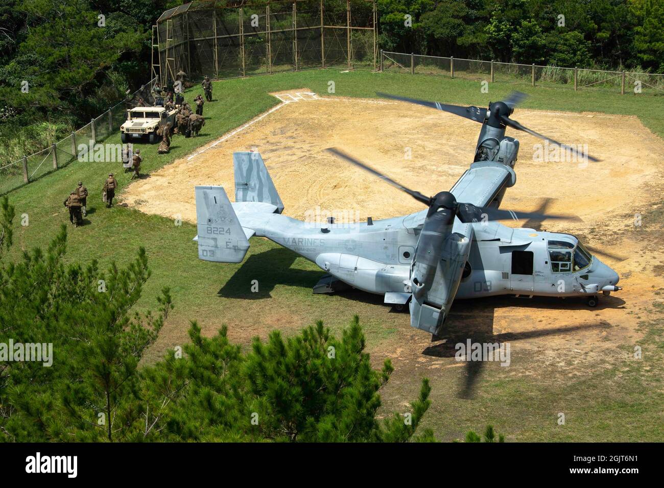 A U.S. Marine Corps MV-22B Osprey assigned to Marine Medium Tiltrotor ...