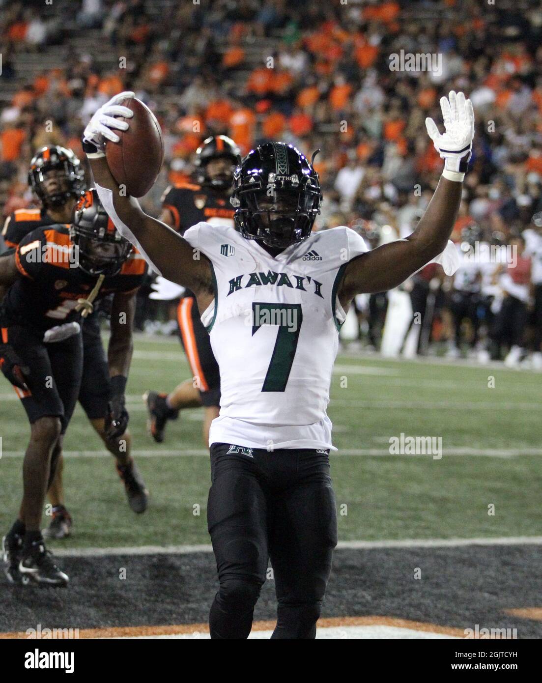 September 11, 2021 - Hawaii Rainbow Warriors running back Calvin Turner ...