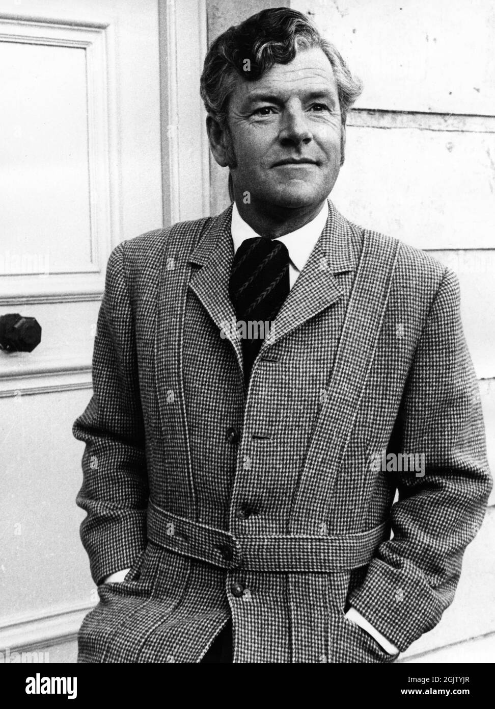 KENNETH MORE as ''Young Jolyon'' Forsyte in THE FORSYTE SAGA 1967 ...