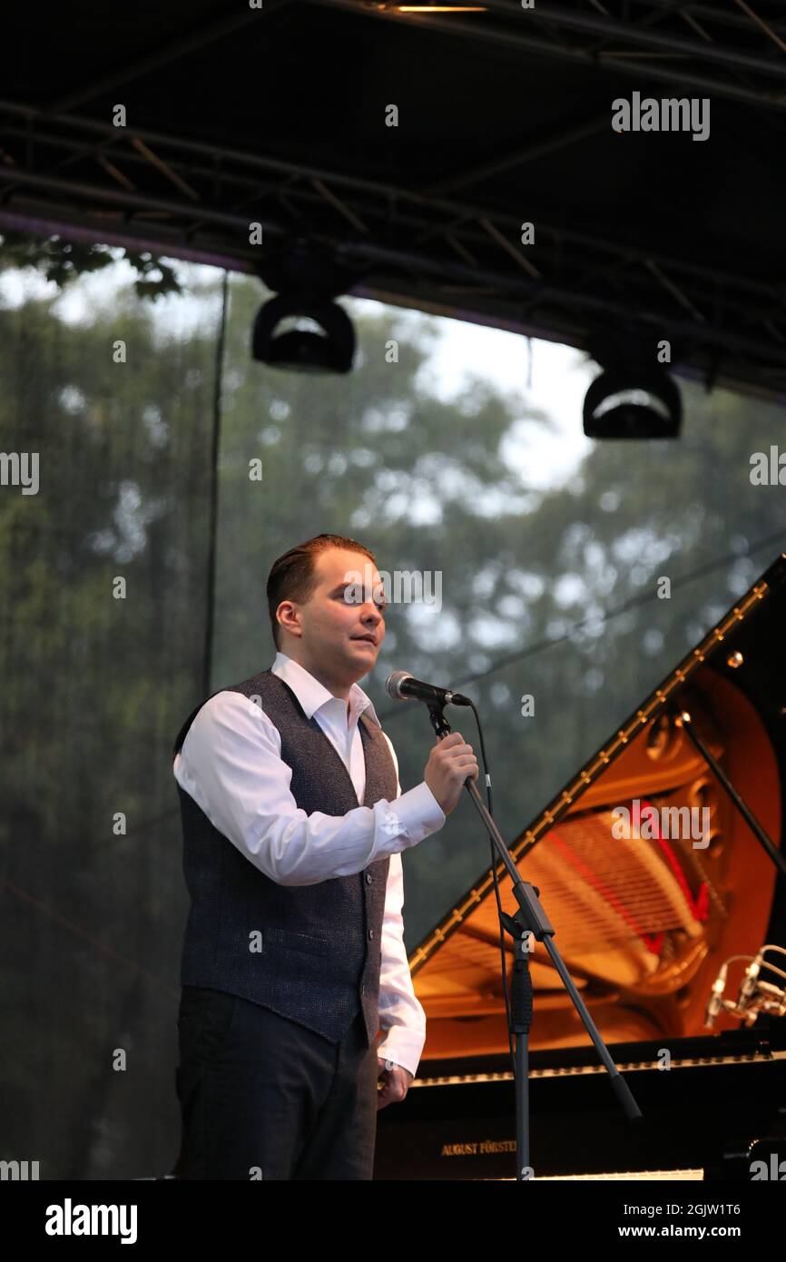 Pianisten hi-res stock photography and images - Alamy