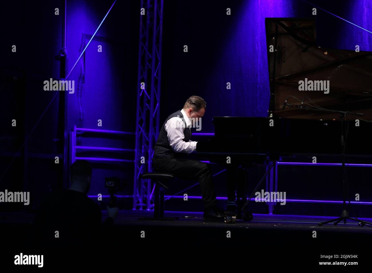 Park und coronavirus hi-res stock photography and images - Alamy