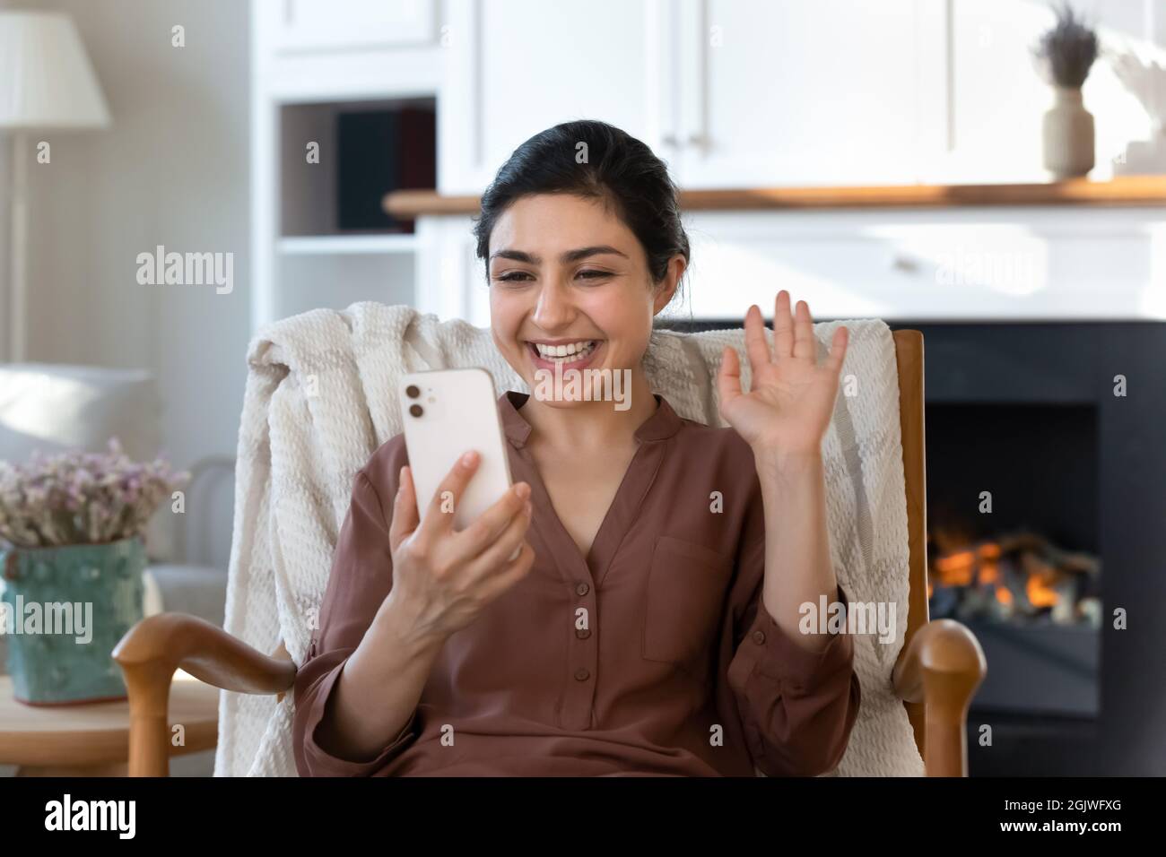 Indian girl hi hi-res stock photography and images - Alamy