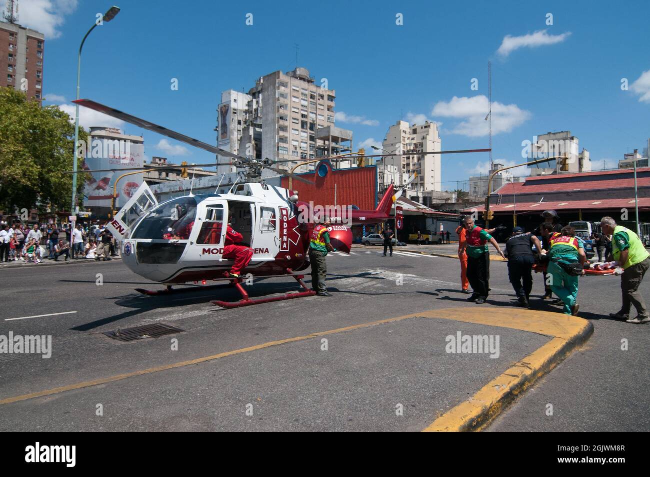Medevac helicopter car crash hi-res stock photography and images - Alamy