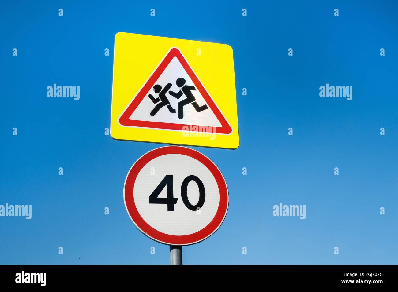 Speed limit and crossing signs hi-res stock photography and images - Alamy