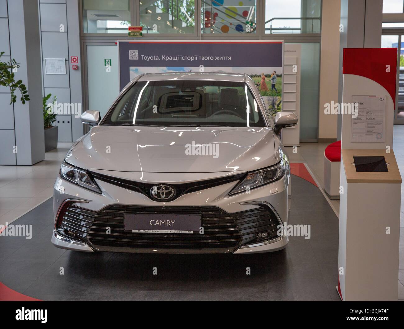 Toyota camry car hi-res stock photography and images - Alamy