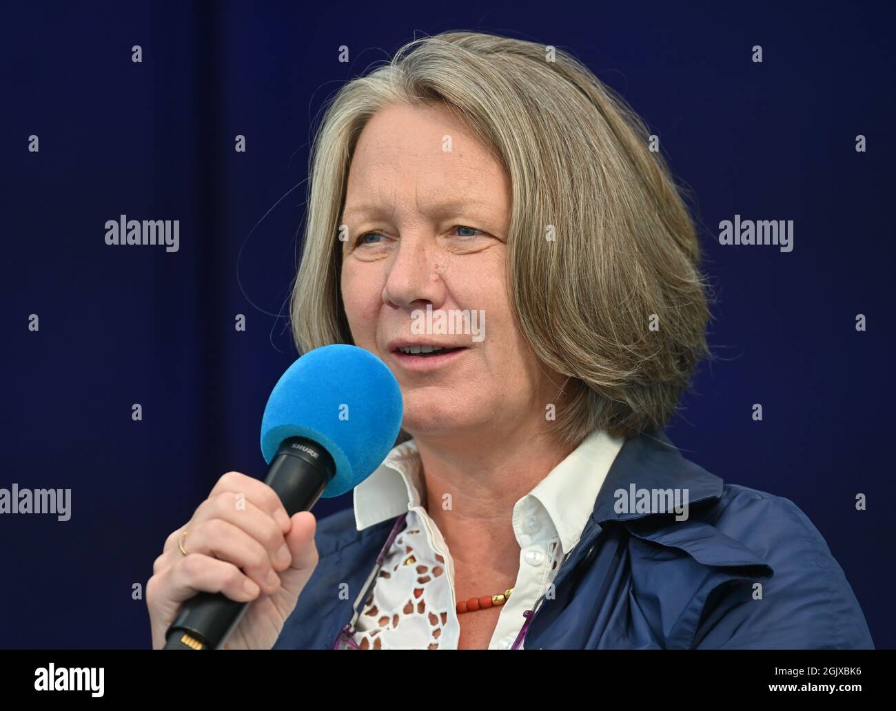 Gabriella pape hi-res stock photography and images - Alamy