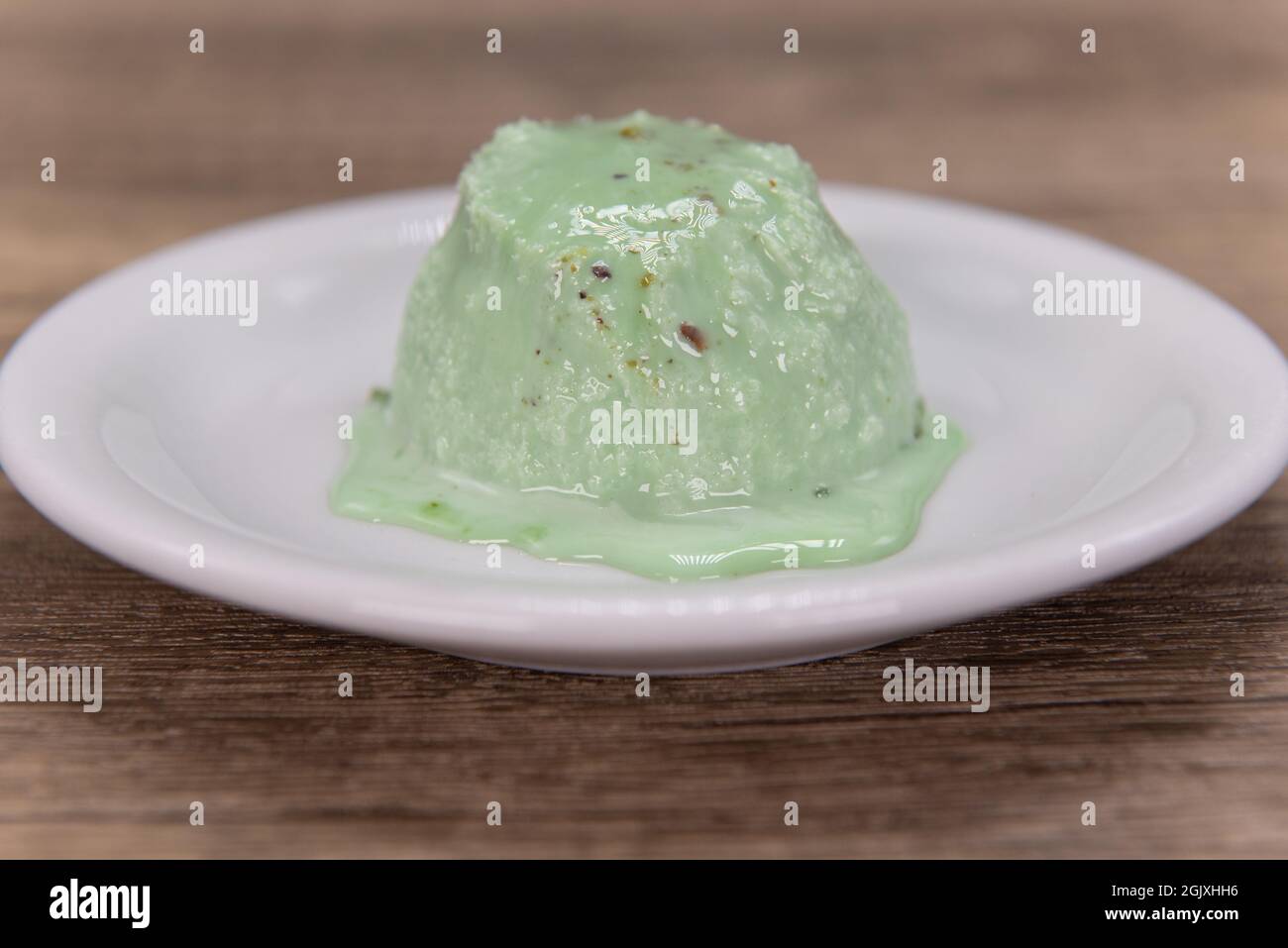 Delicious indian cuisine dessert hi-res stock photography and images ...