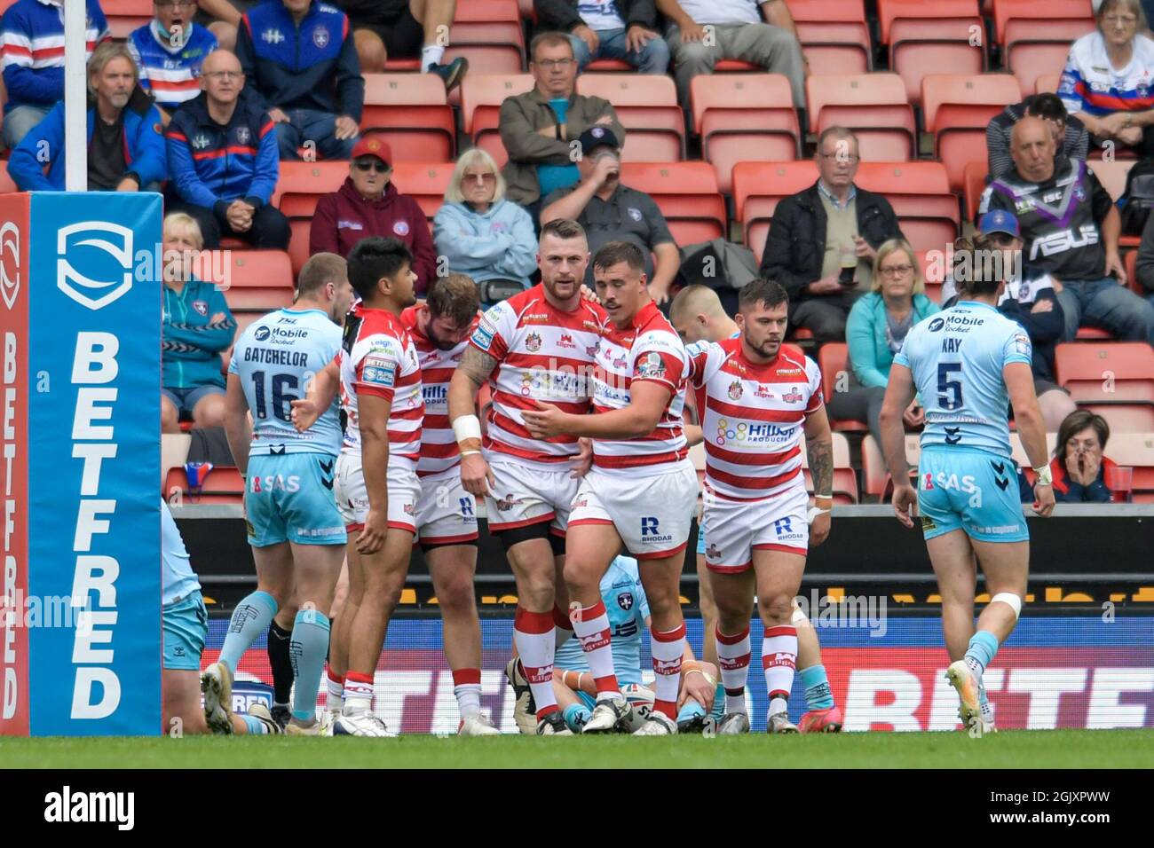 Adam Sidlow (20) of Leigh Centurions celebrates scoring a try to make ...