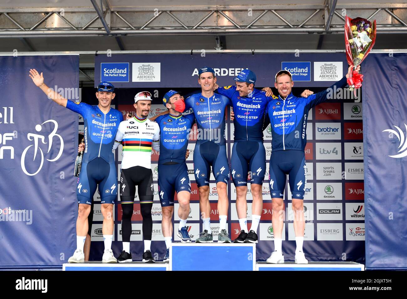 Team classification hi-res stock photography and images - Alamy