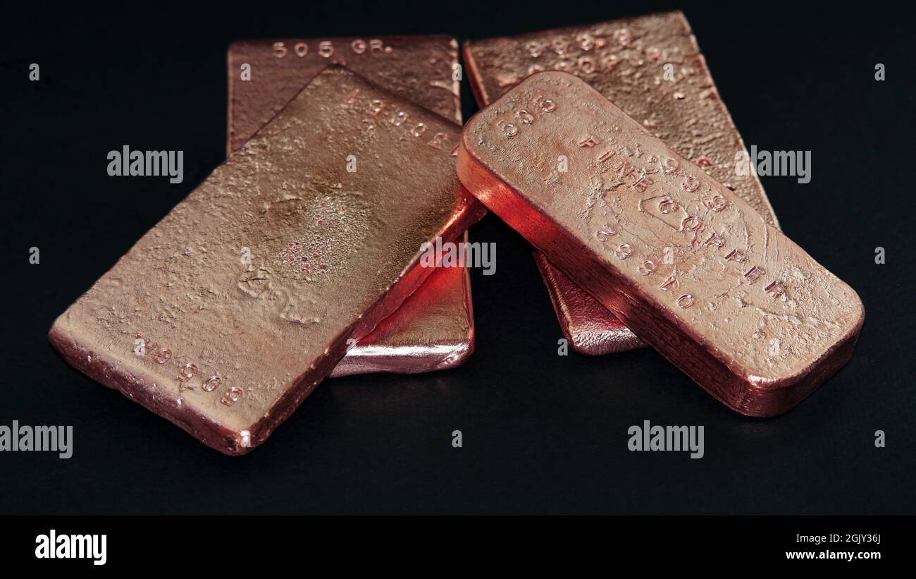 Safe with gold bars hi-res stock photography and images - Alamy