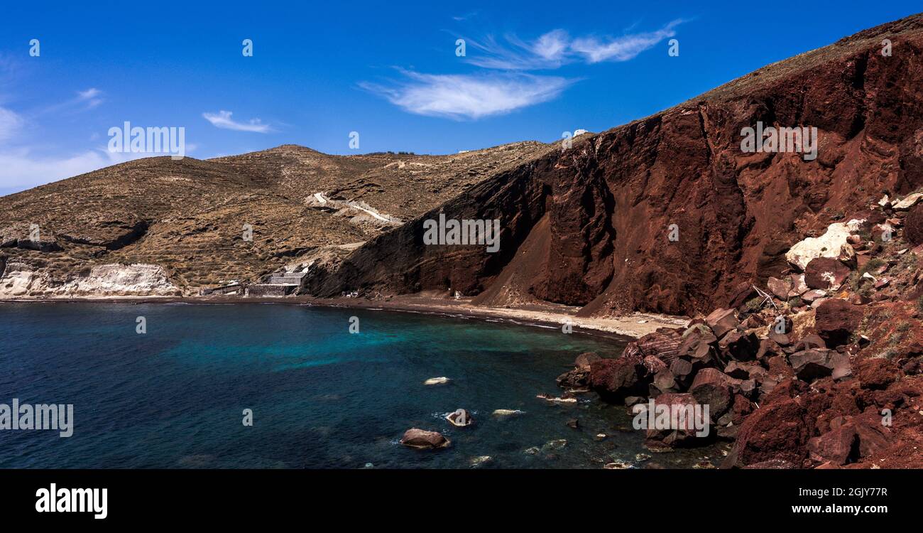 Scenic landscape of red sand beach near Akrotiri village on Santorini ...