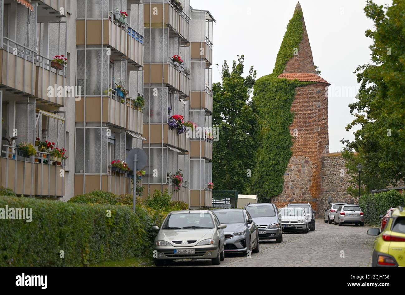 Templin, Germany. 10th Sep, 2021. View of Fischerstraße with the Powder ...
