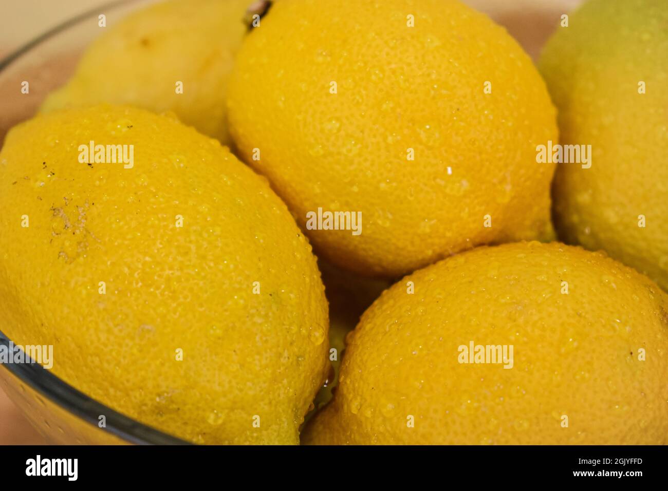 Full of lemons hi-res stock photography and images - Alamy