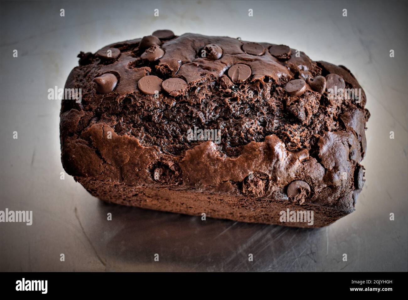 Ultimate chocolate loaf hi-res stock photography and images - Alamy