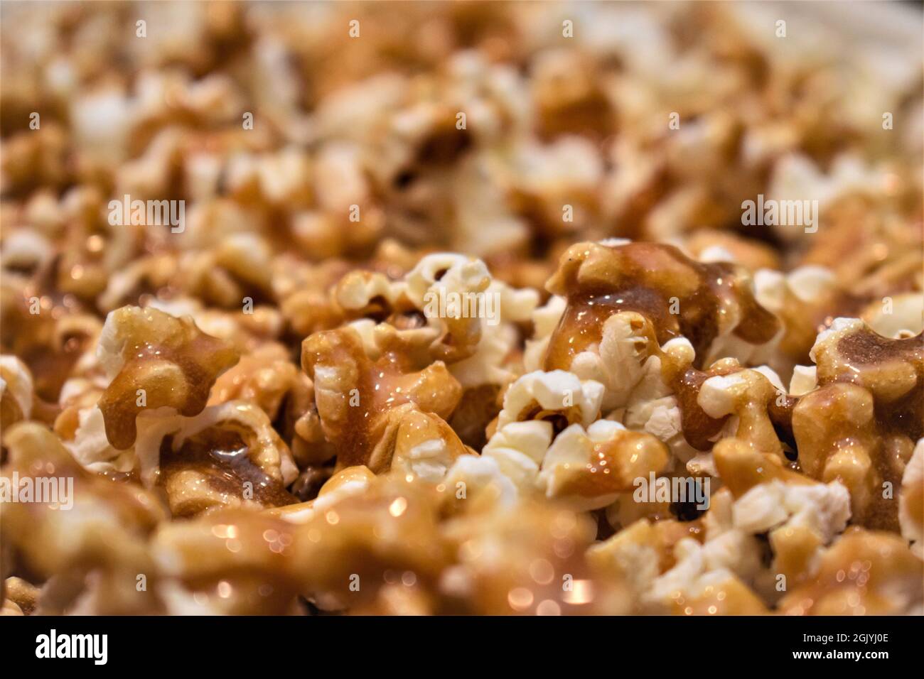Popped corn sweets hi-res stock photography and images - Alamy