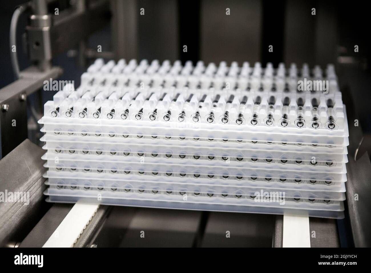 Pharmaceutical industry and manufacture of injectable preparations (pre ...