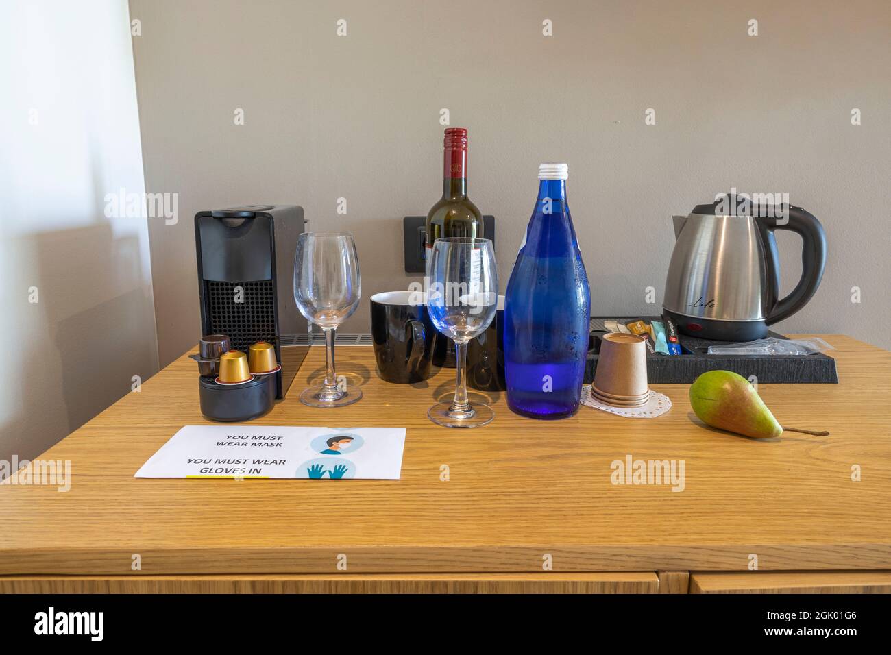 Hotel room coffee machine hi-res stock photography and images - Alamy