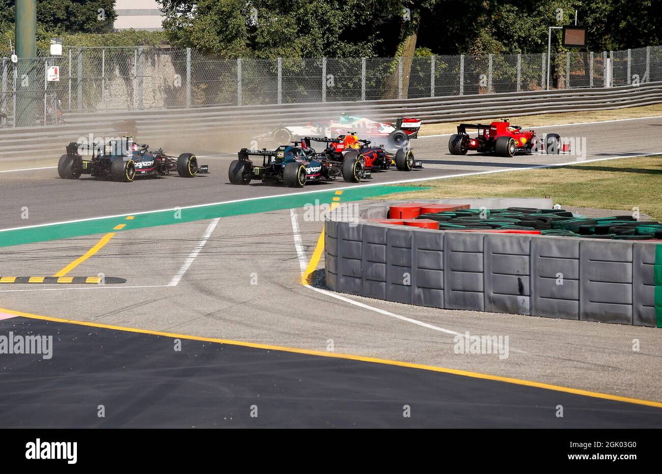 F1 crash 99 hi-res stock photography and images - Alamy
