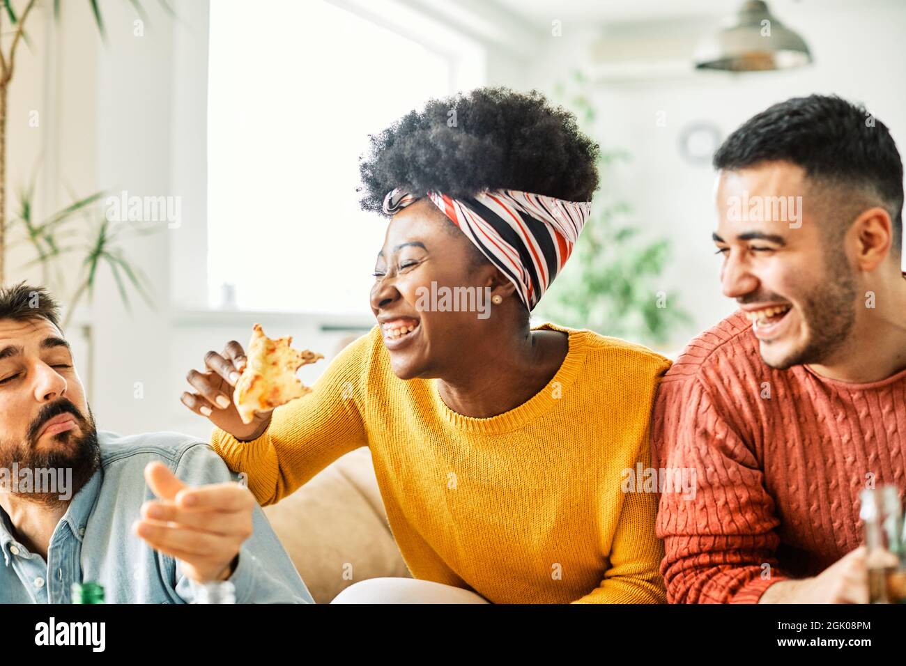 party pizza young people friends having fun Stock Photo - Alamy