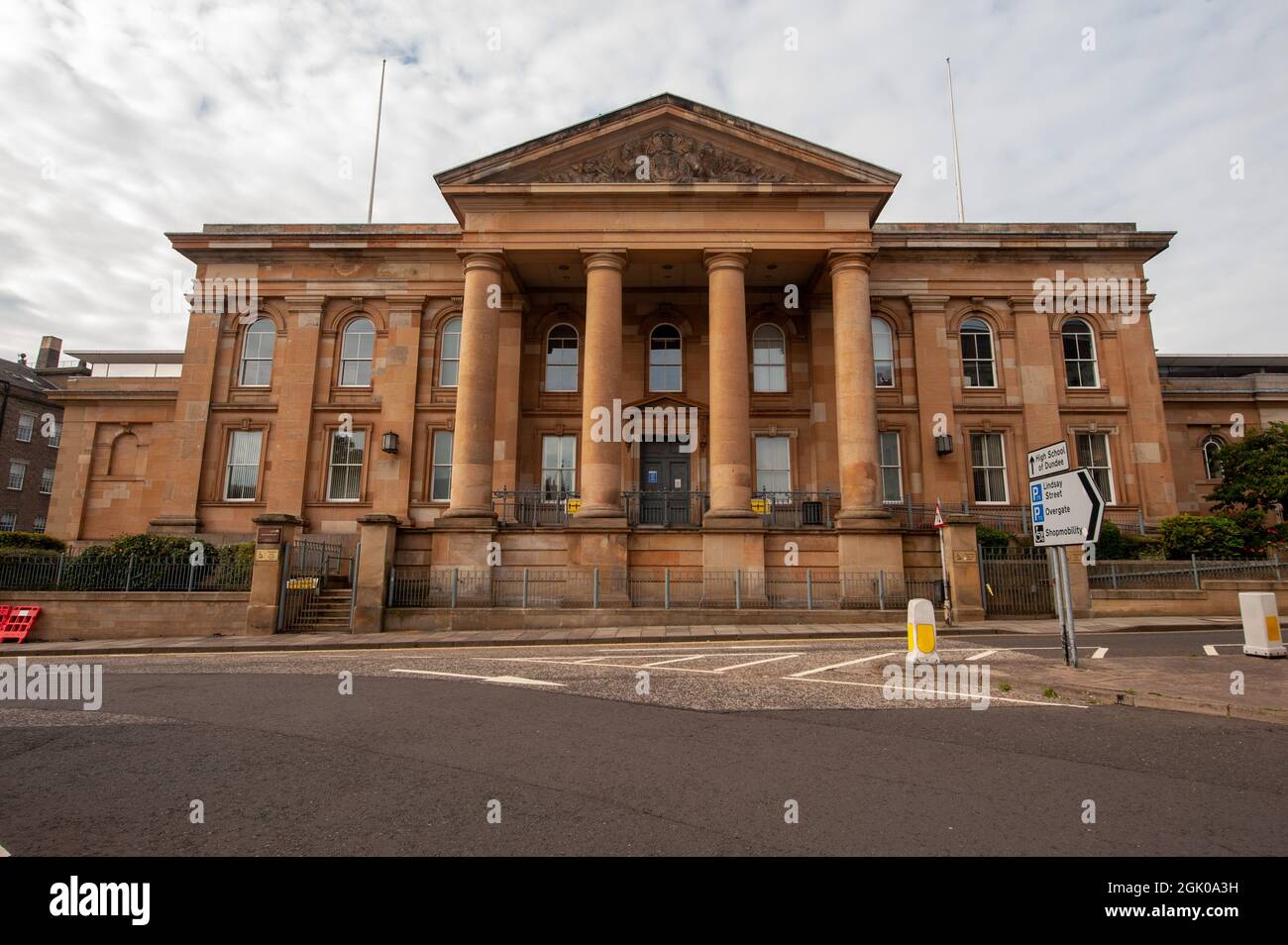 Sheriff Court. Situated on the north bank of Firth of Tay Dundee is the ...