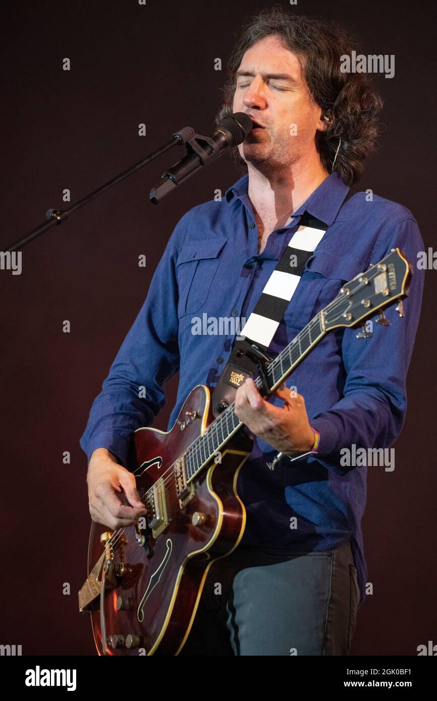 Gary lightbody hi-res stock photography and images - Alamy