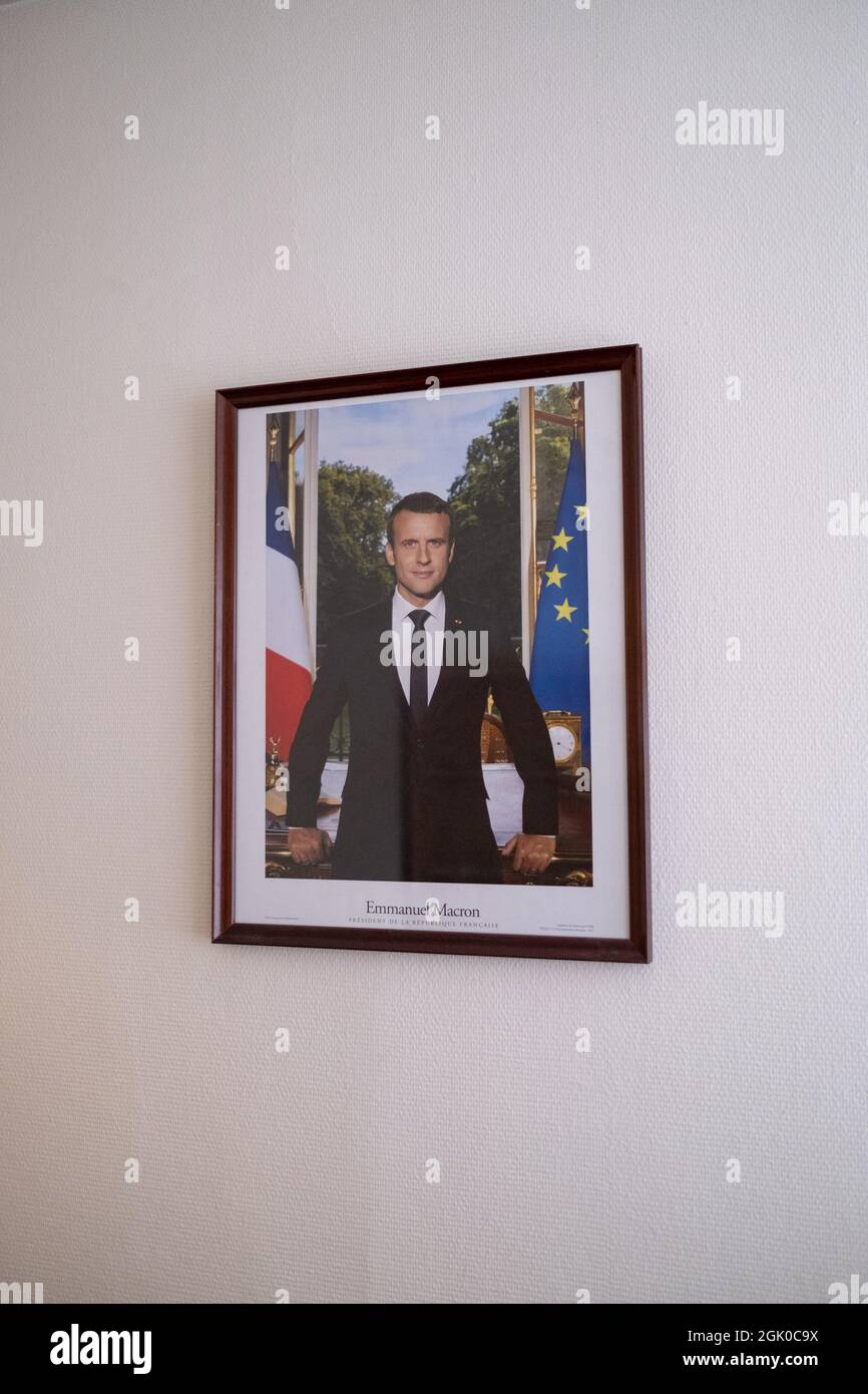 France, Paris on 10/09/2021. Official portrait of the President of the ...