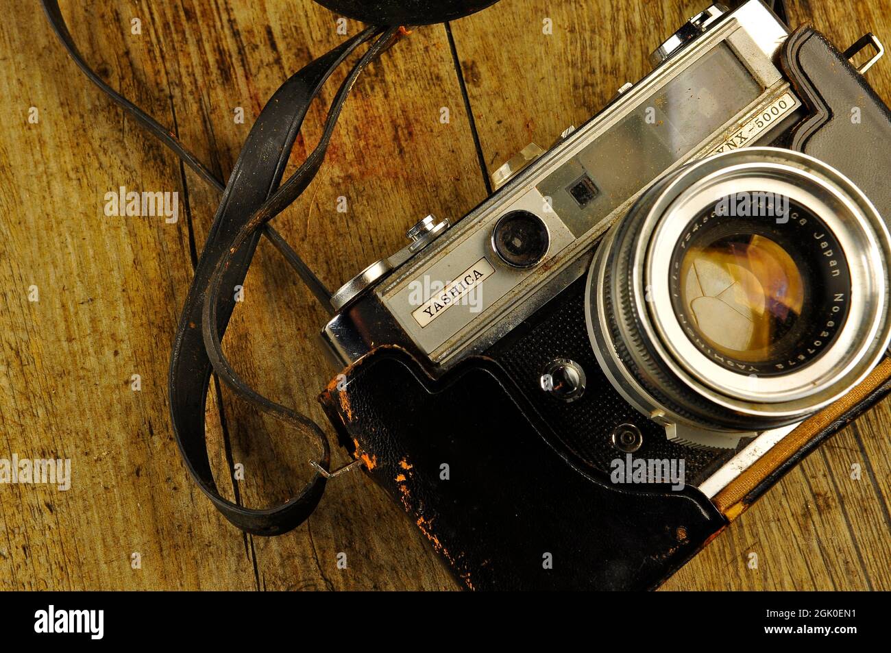 Vintage Film Camera Wallpaper