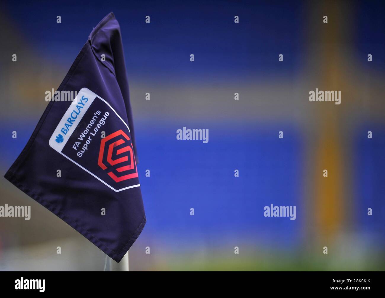 Brighton stadium corner flag hi-res stock photography and images - Alamy