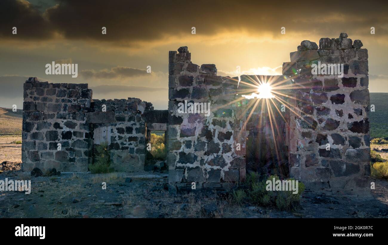Southern Idaho stone building crumbling over time Stock Photo - Alamy