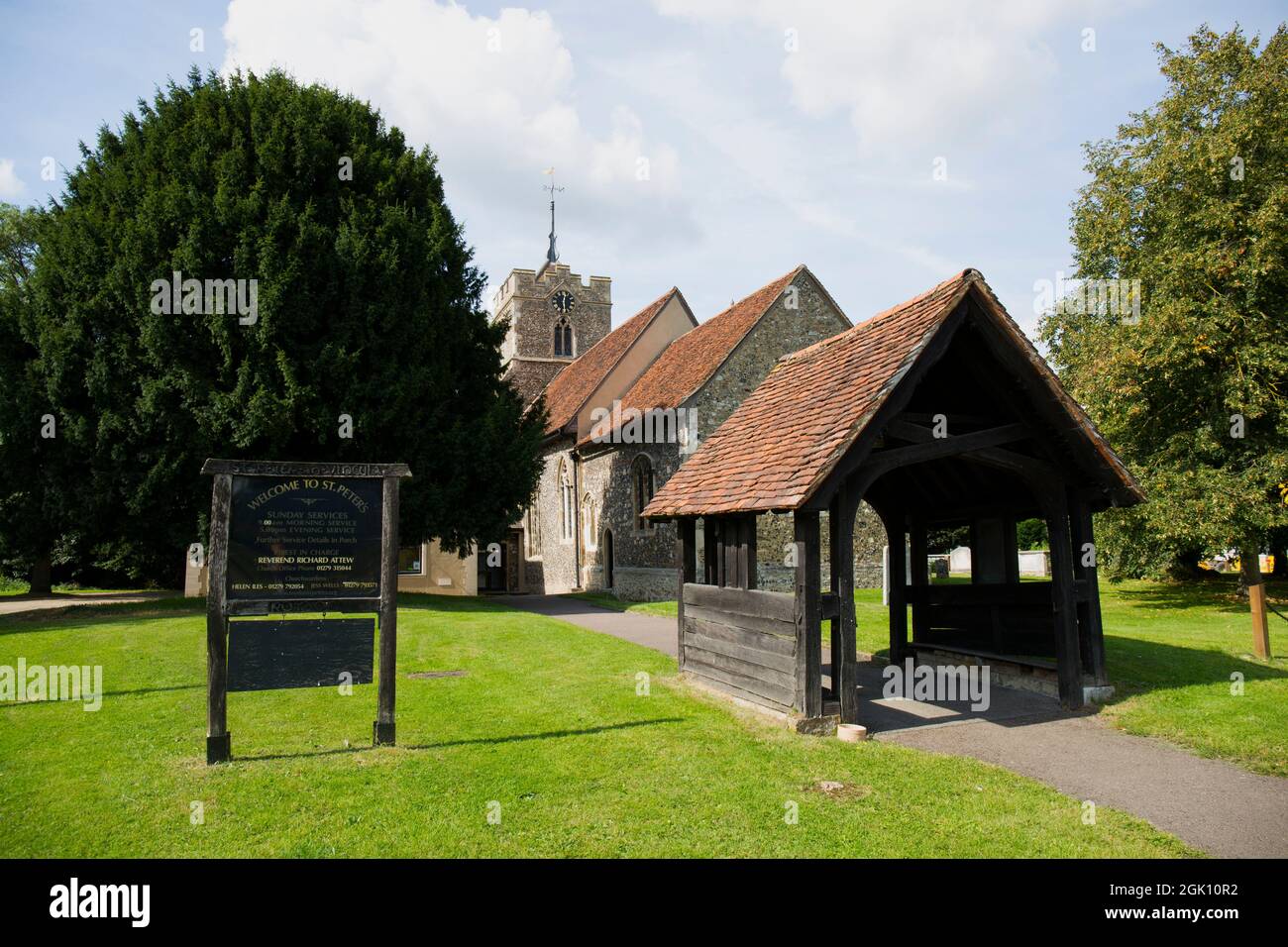 Roydon church hi-res stock photography and images - Alamy
