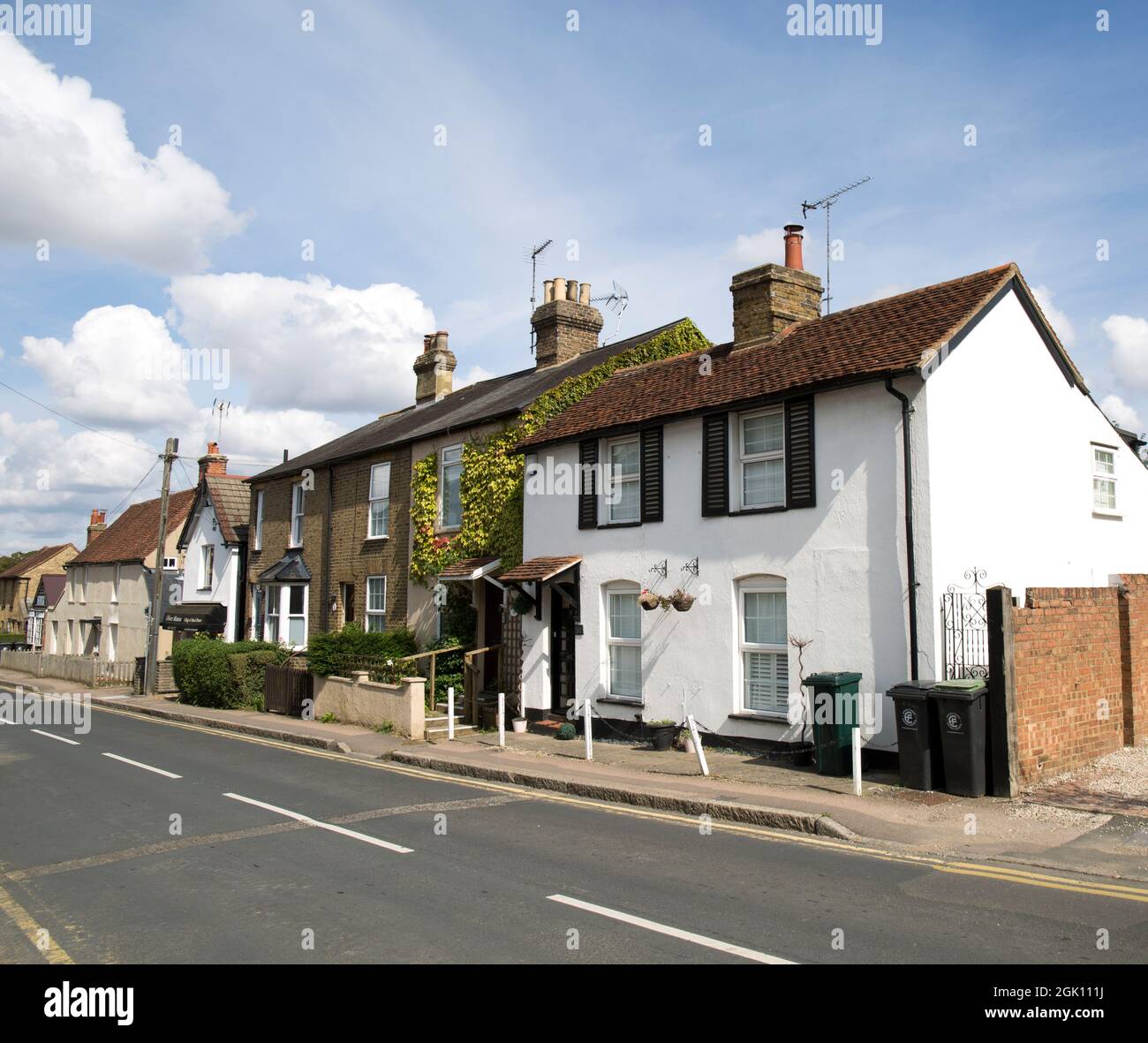 Cottages High Street Roydon Essex Stock Photo - Alamy