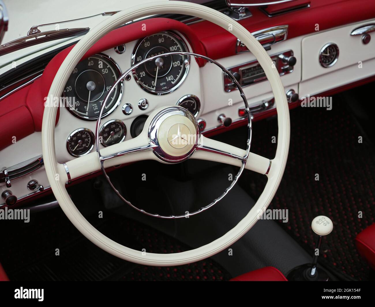 Close up of a classic Mercedes Benz 190 SL interior Stock Photo - Alamy