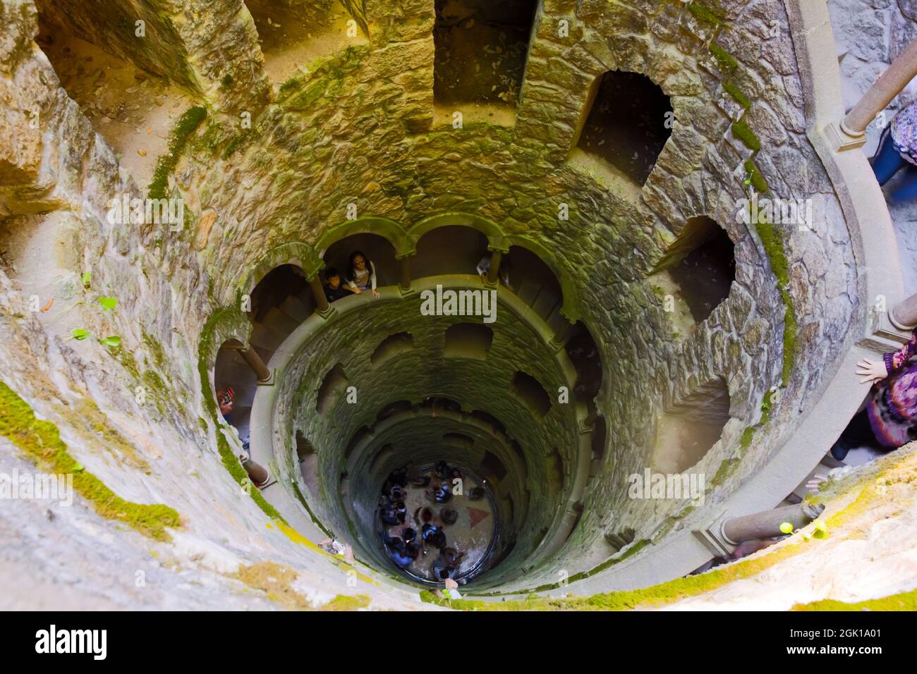 Initiation well in Quinta da Regaleira Stock Photo - Alamy