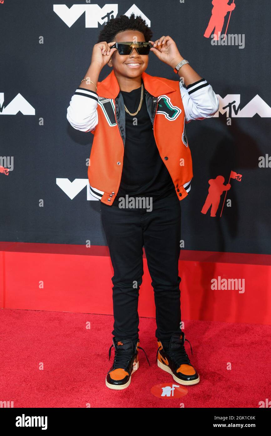 New York, USA. 12th Sep, 2021. Young Dylan walking on the red carpet at ...
