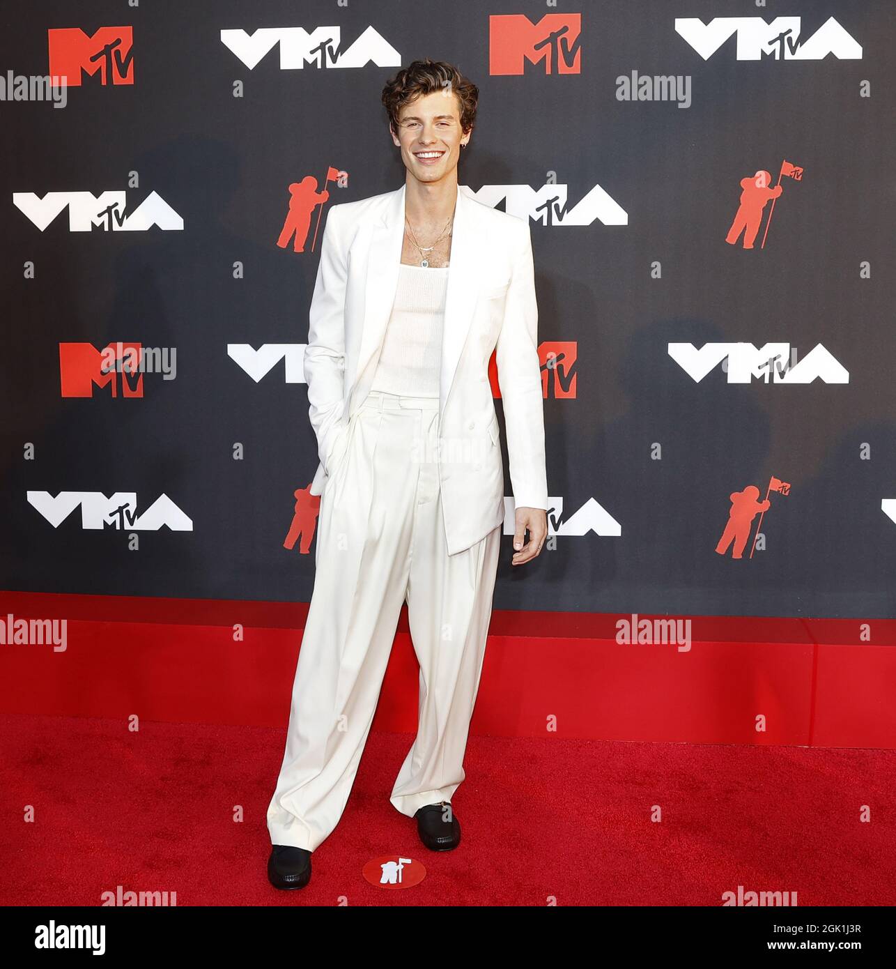 Shawn mendes 2021 hi-res stock photography and images - Alamy
