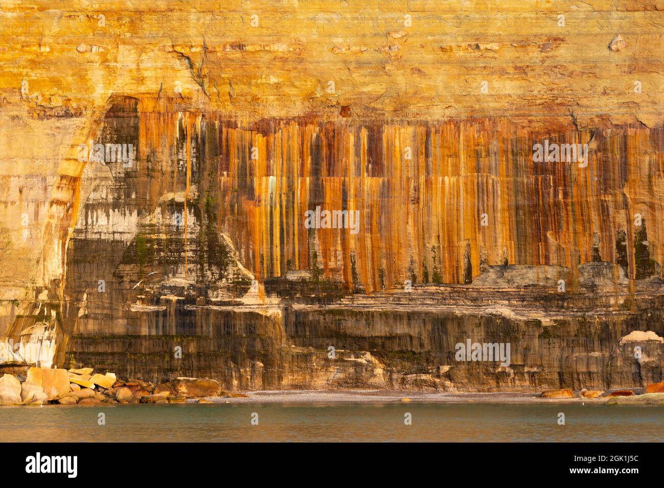Beautifully colored sea cliffs along Pictured Rocks National Lakeshore ...