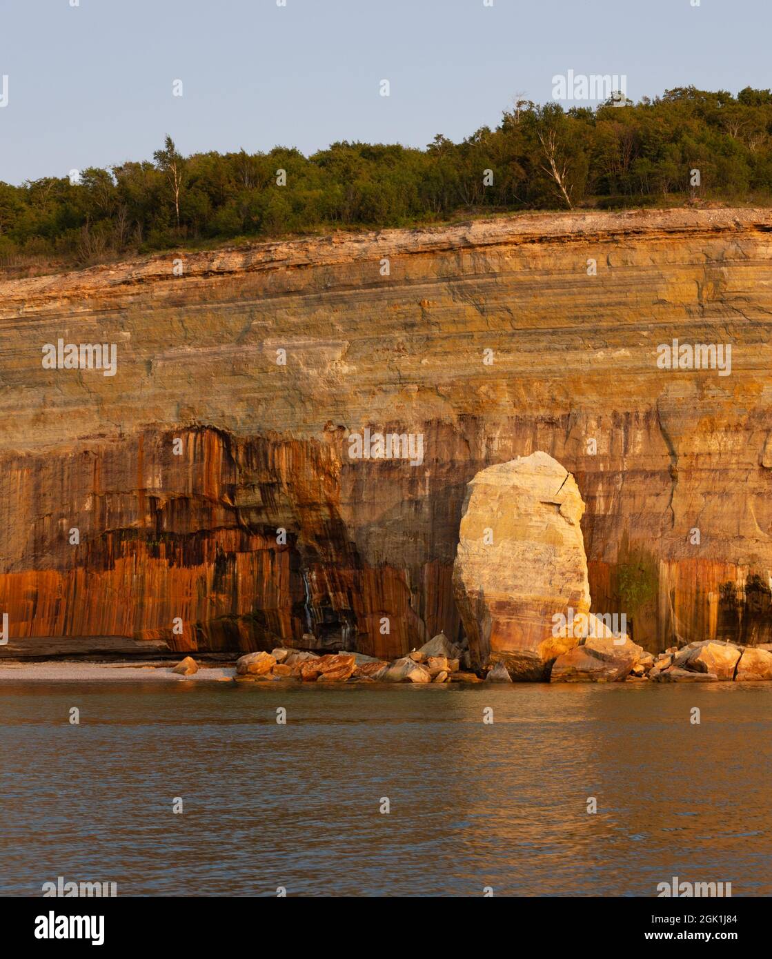 Beautifully colored sea cliffs along Pictured Rocks National Lakeshore ...