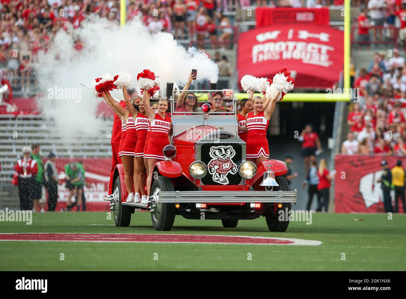 Cheer camp hi-res stock photography and images - Alamy