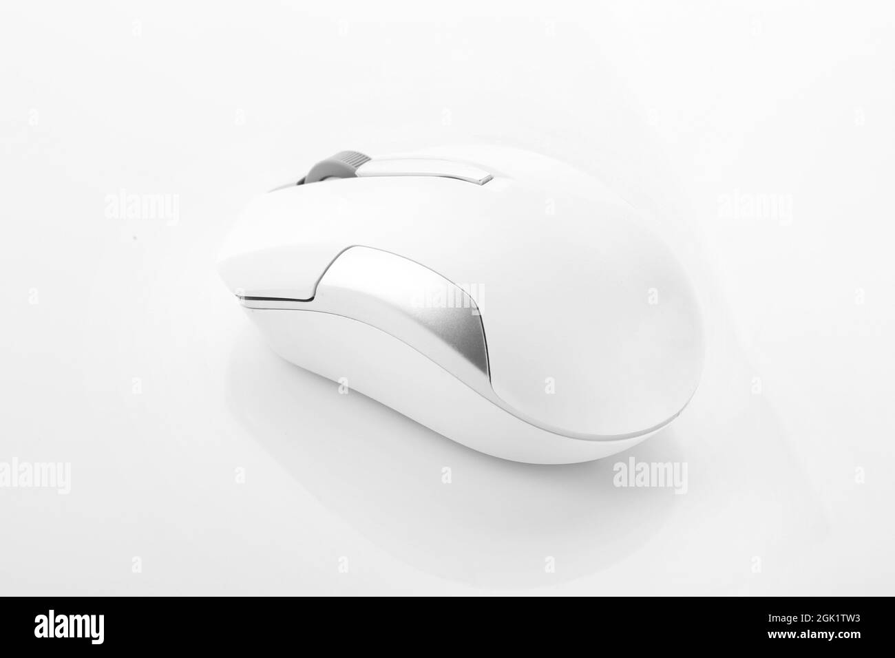 Wireless computer mouse on white background Stock Photo - Alamy