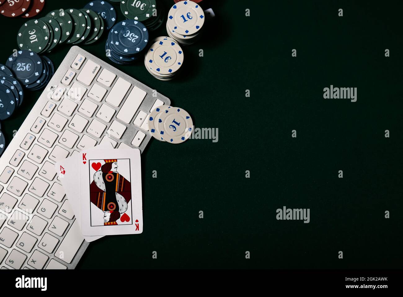 Playing cards computer in hi-res stock photography and images - Alamy