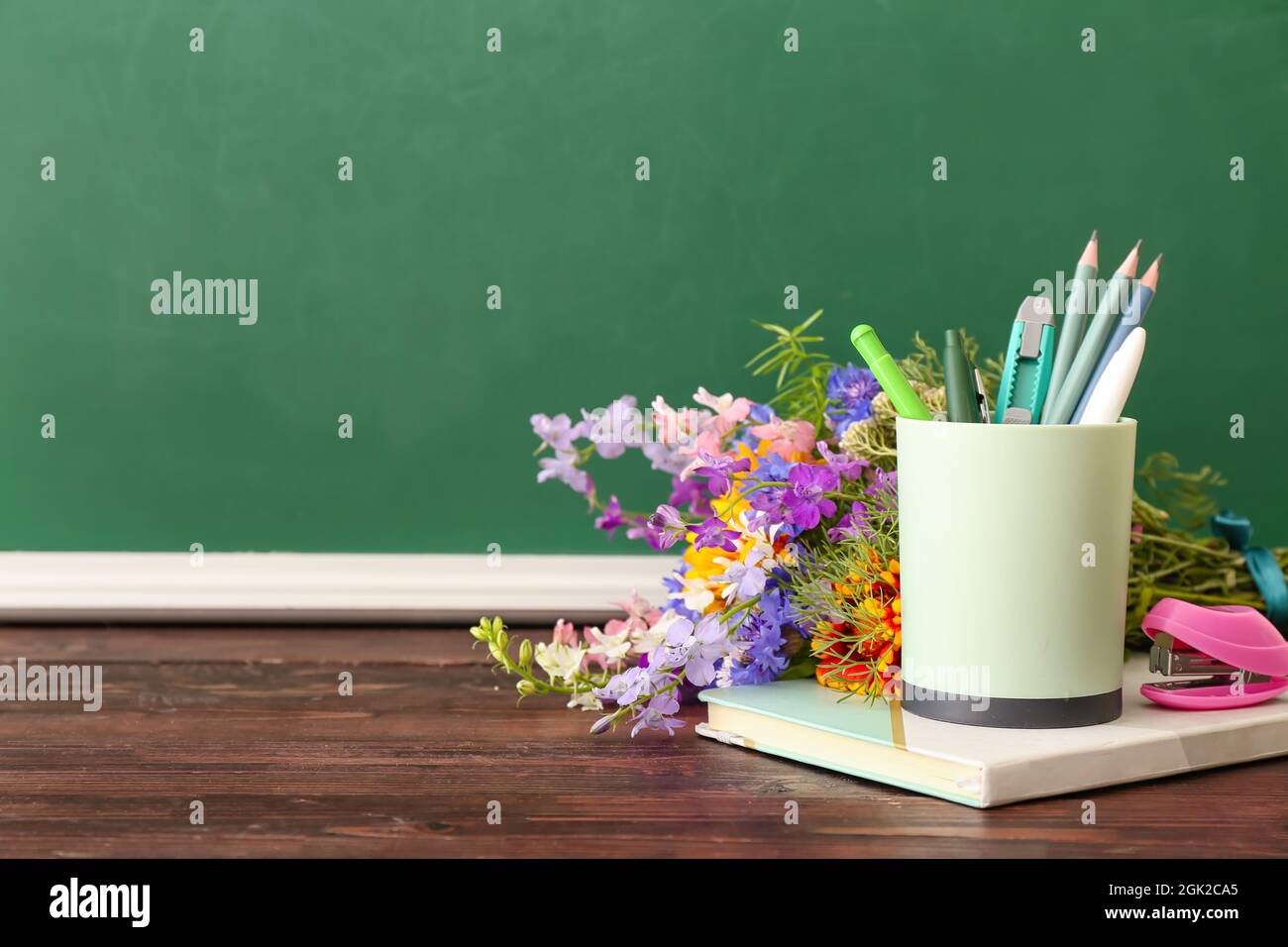 Flowers blackboard in classroom hi-res stock photography and images - Alamy