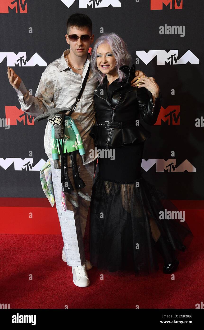 Declyn Lauper Thornton, Cyndi Lauper attends the 2021 MTV Video Music ...