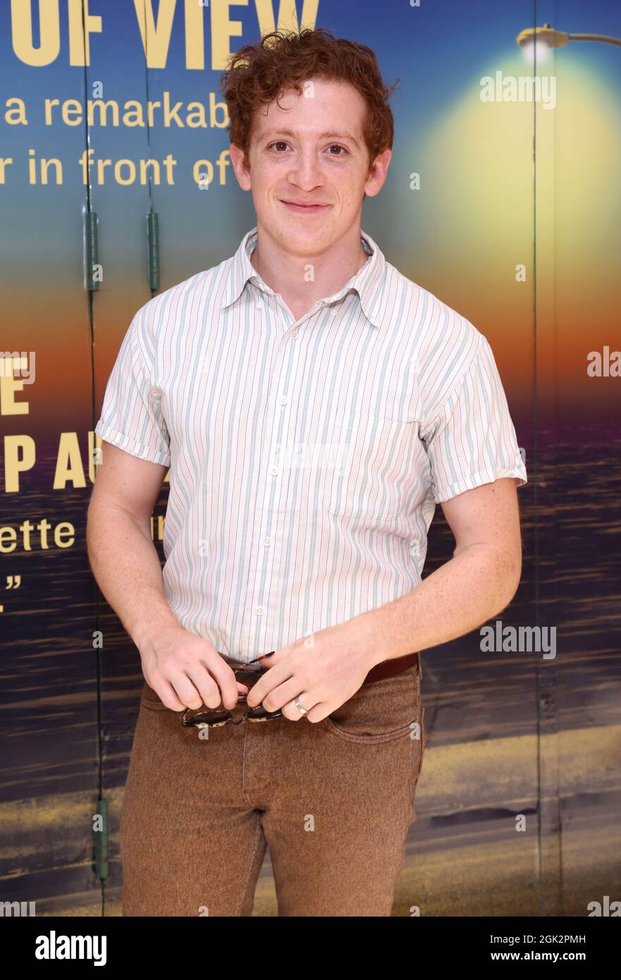 Ethan Slater High Resolution Stock Photography and Images - Alamy