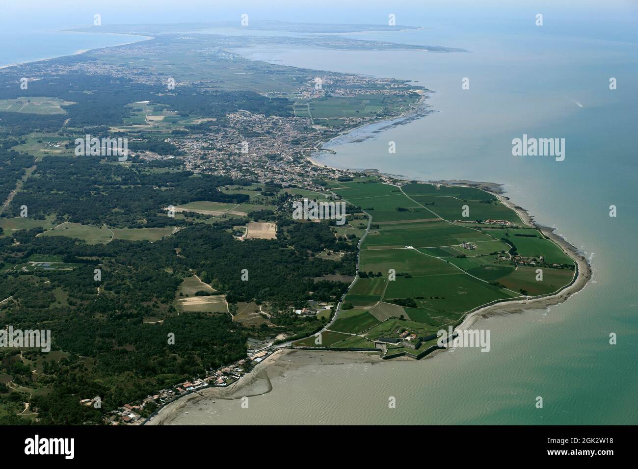 Charente maritime islands hi-res stock photography and images - Alamy