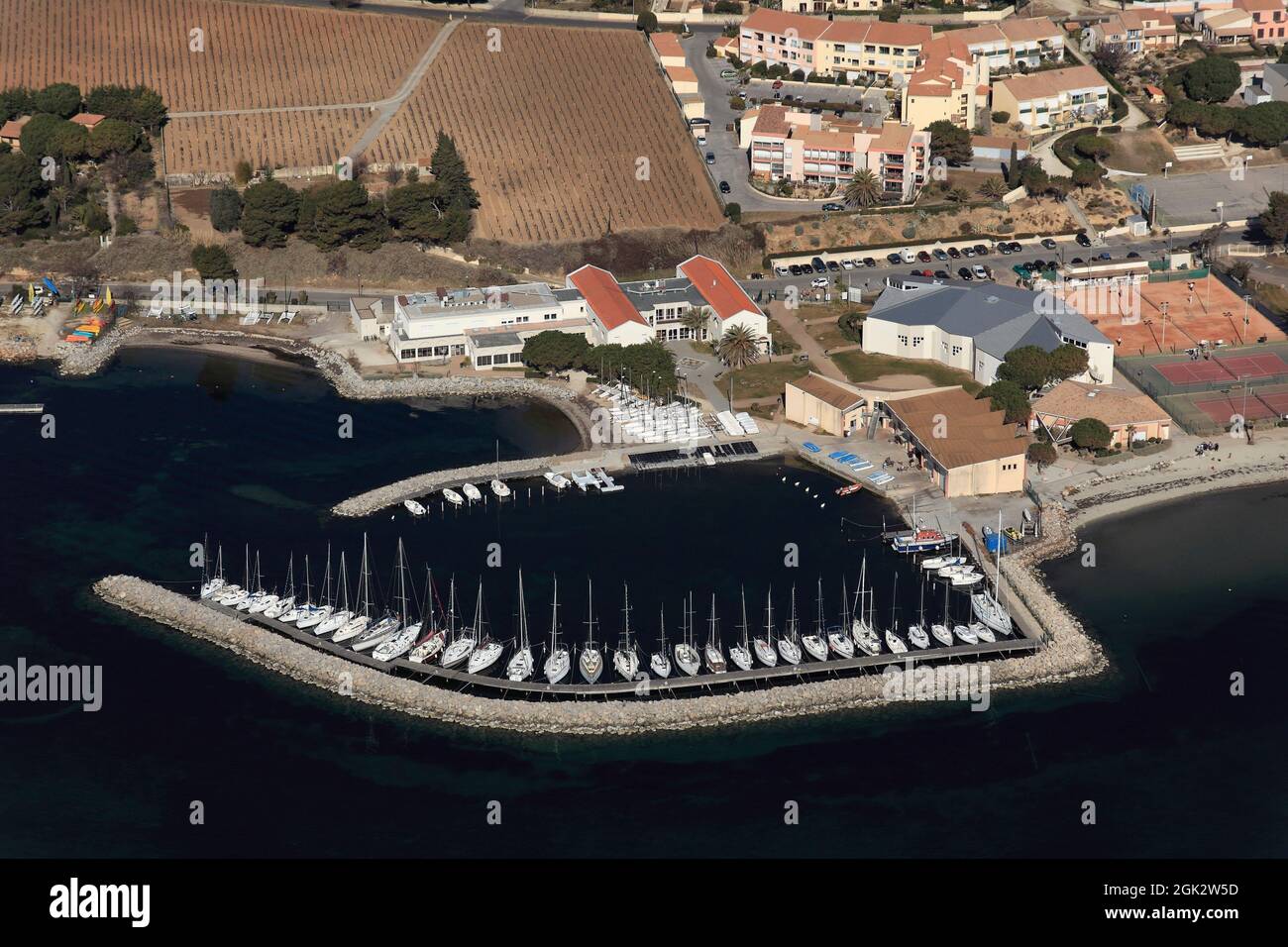 FRANCE HERAULT (34) MEZE, PRIVATE PORT Stock Photo - Alamy